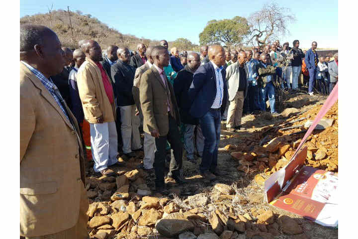 Bakoni Ba Phetla | Home